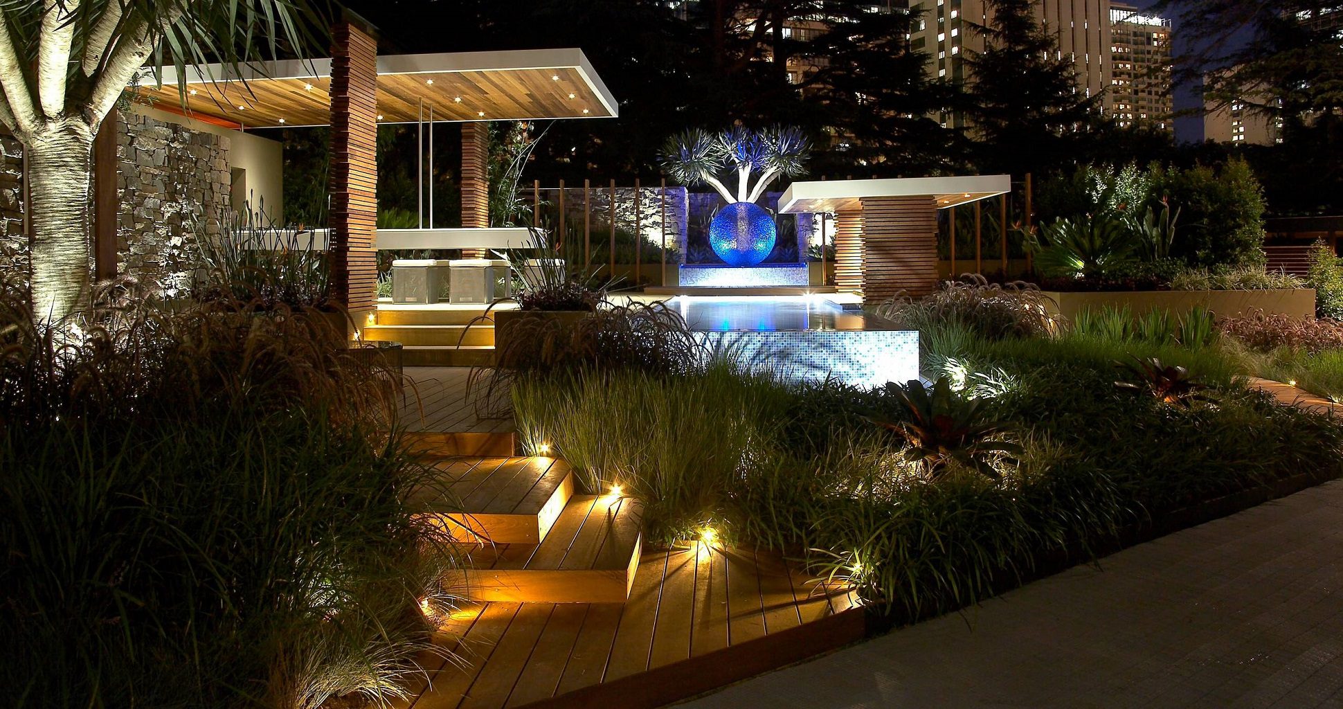 Best Solar Garden Décor - Topsygardening